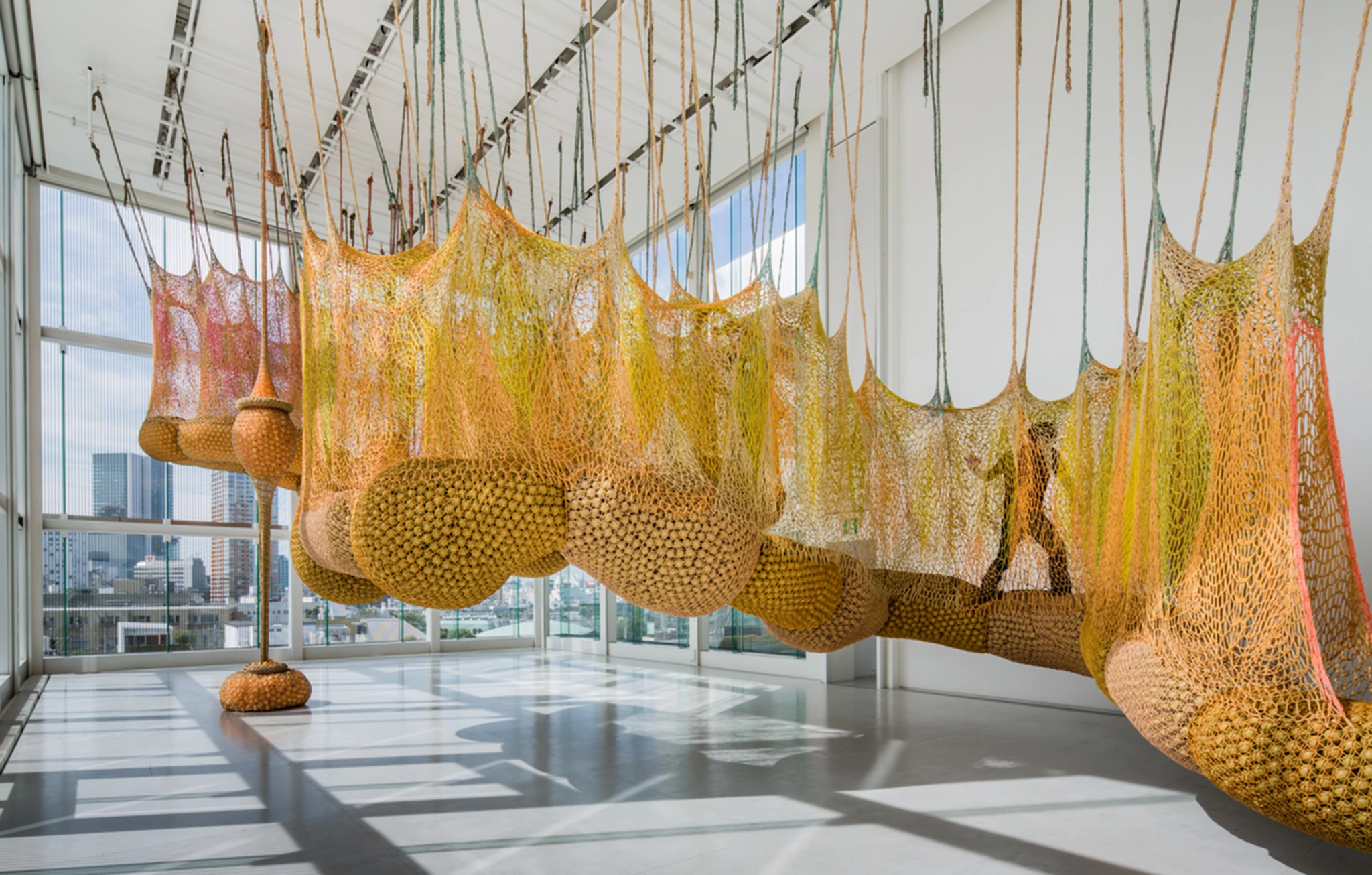 Obras De Ernesto Neto - LIBRAIN